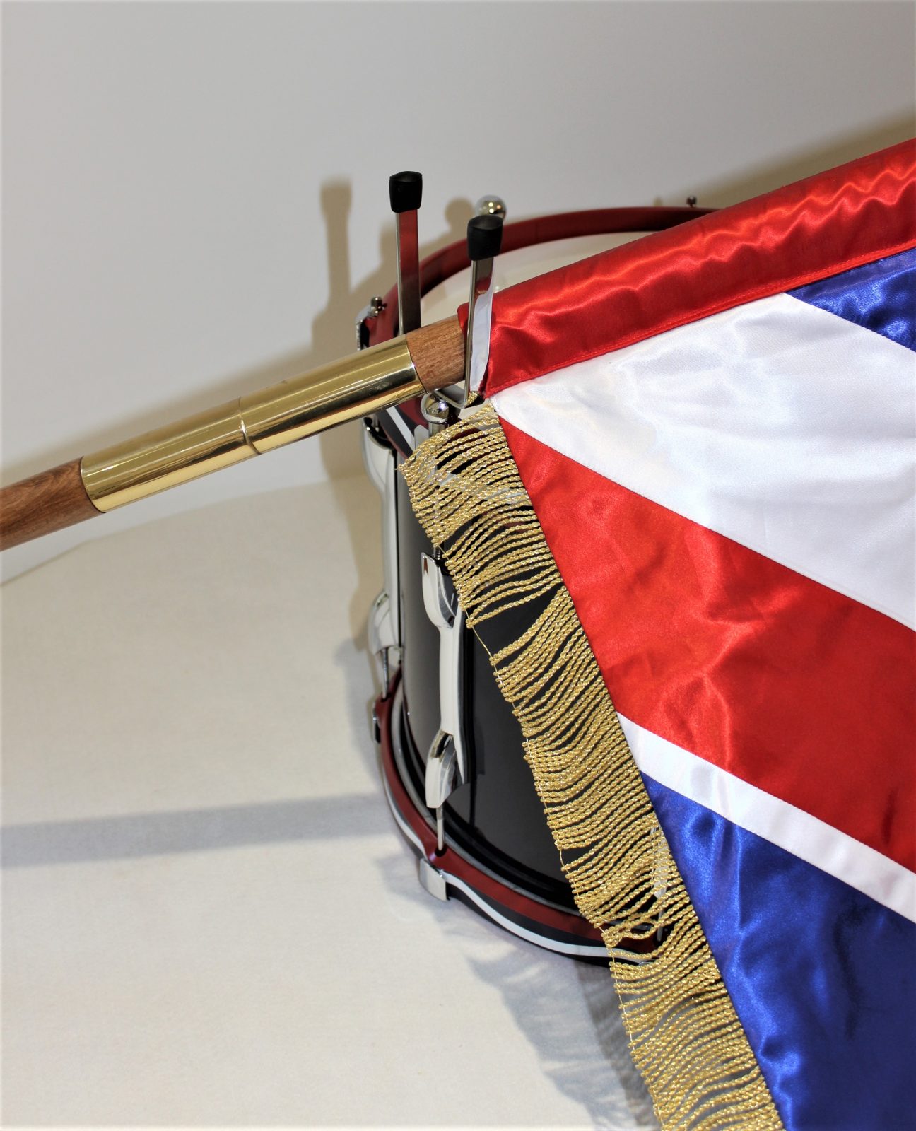 TMBS Chrome finish Drummers 'Flag Cradle', mounted on a Drum Ball foot ...